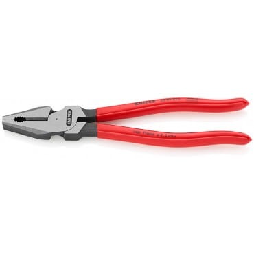 Плоскогубцы в фирменном магазине Knipex