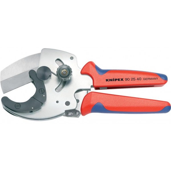 Труборезы в фирменном магазине Knipex